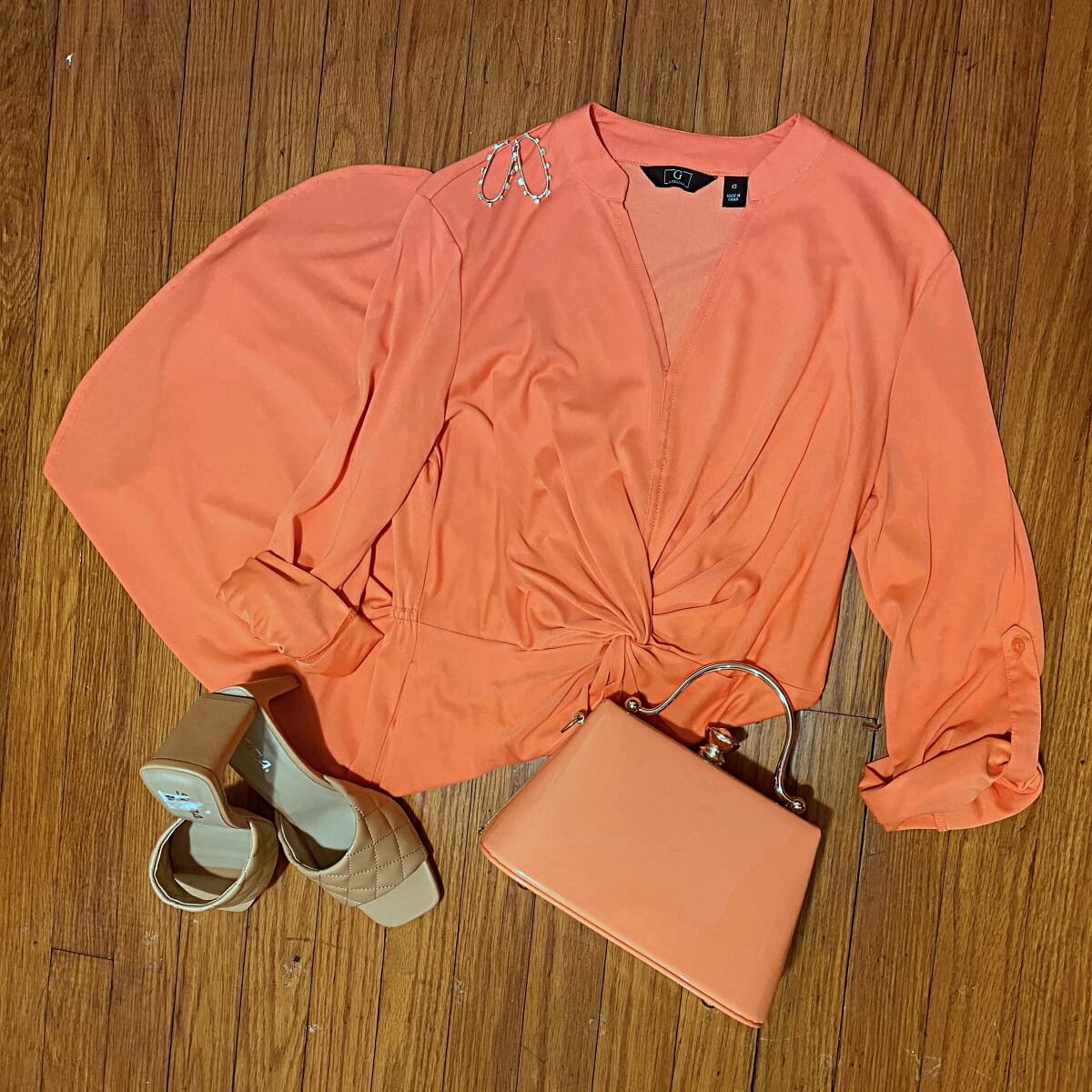 12 Ways to Style Coral Outfits For All Occasions
