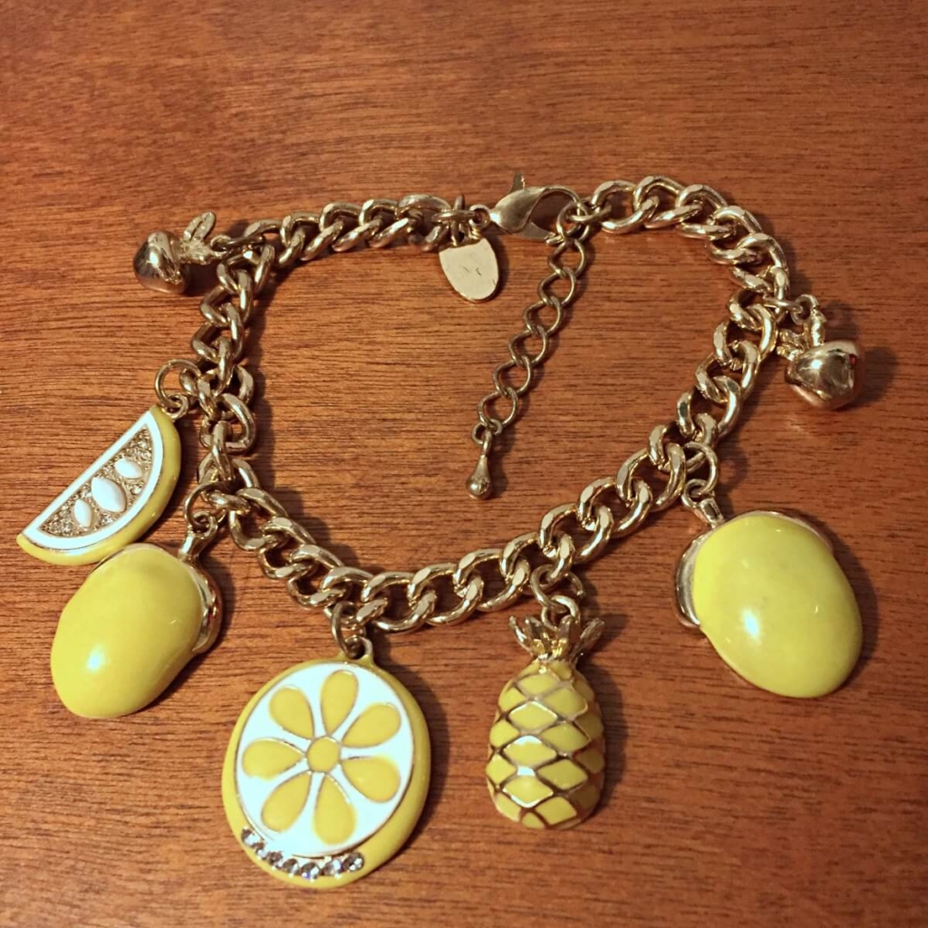 Lemon Print Clothes: 6 Outfit Ideas To Steal