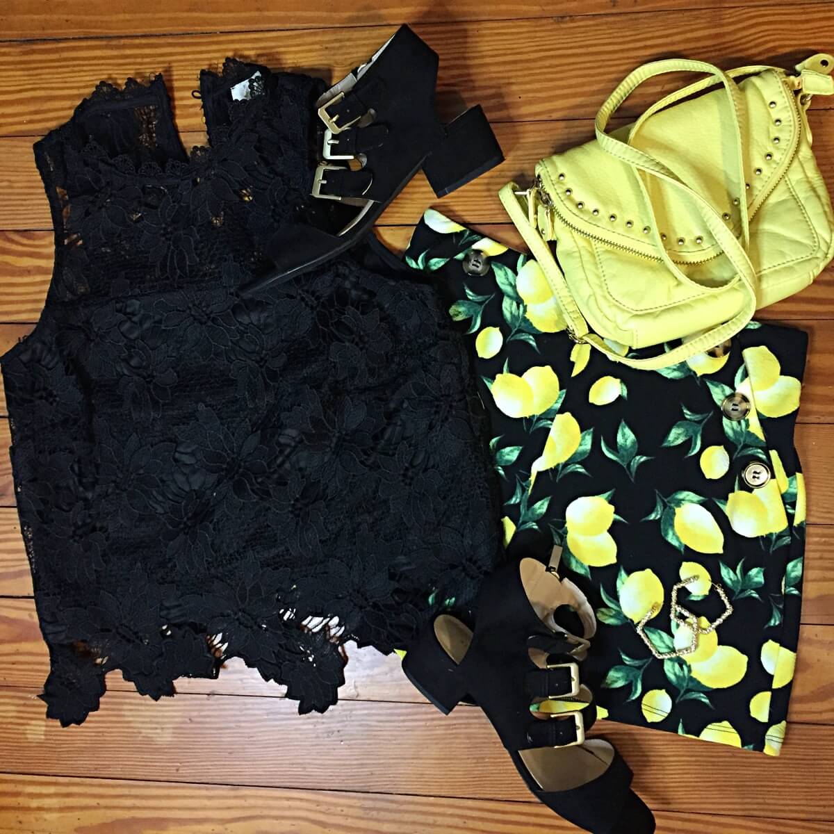 Lemon Print Clothes: 6 Outfit Ideas To Steal | The Aesthetic Edge